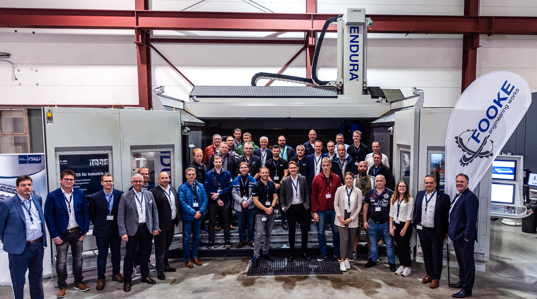 FOOKE GmbH: ROADSHOW // KLASSISCHE BAUTEILE TREFFEN AUF MODERNE ...